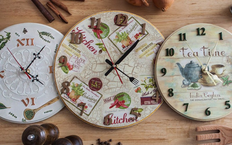 Do-it-yourself-Uhr Decoupage: Decoupage zu Hause ansehen - Fotoideen